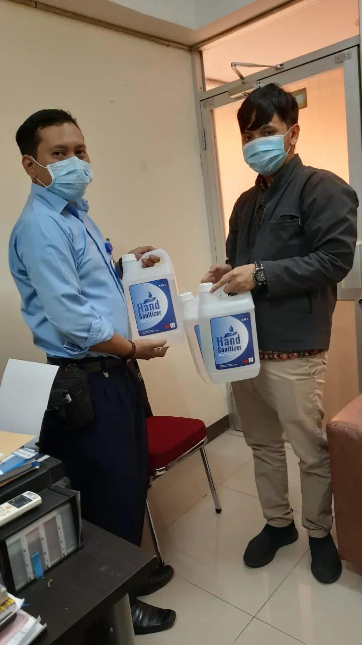 Penerimaan Bantuan dari PT Interbat dan STIKES Sismadi Jakarta - Rumah ...